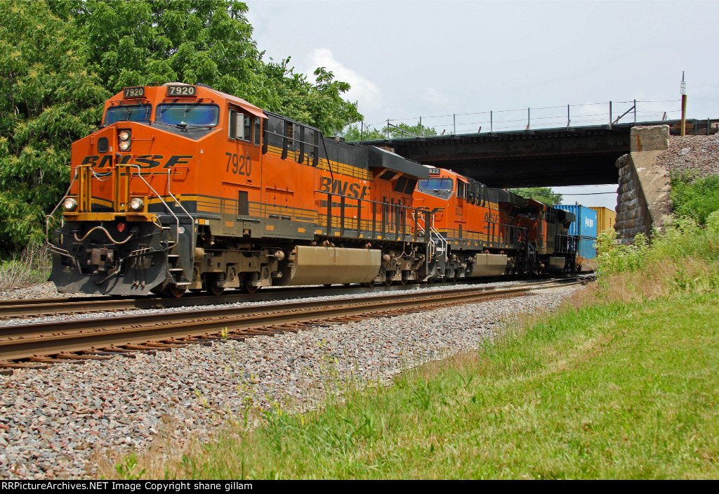 BNSF 7920 Runs a Wb stack train Under the old Bn lines.